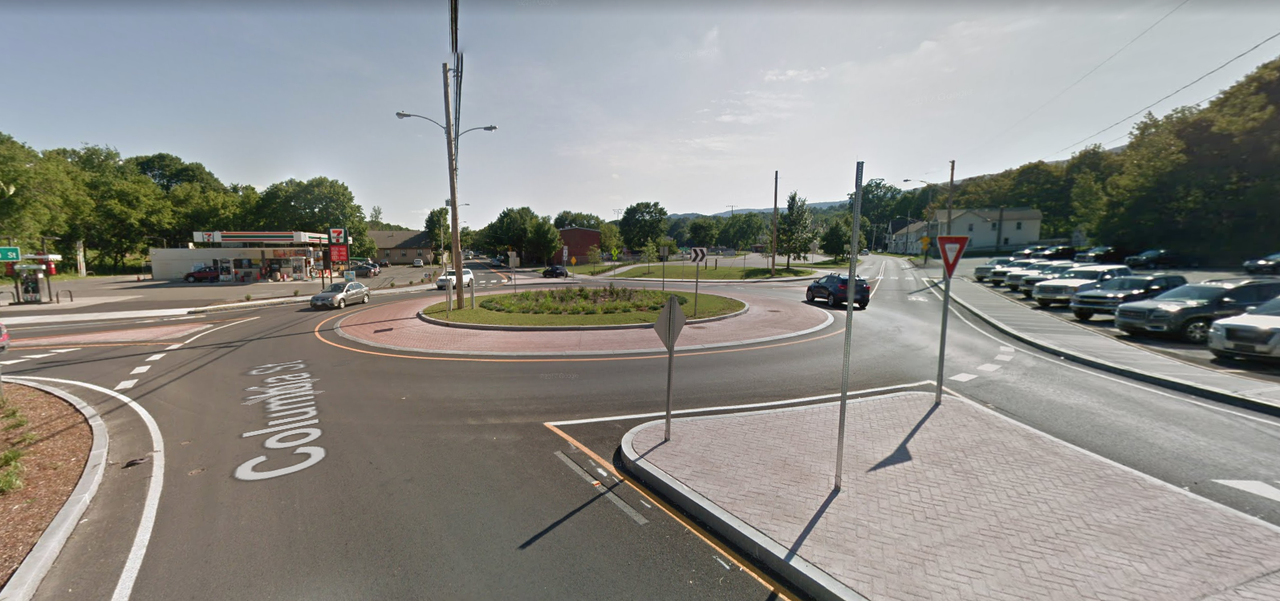Busy intersection will be transformed - in a ‘roundabout' way - The ...
