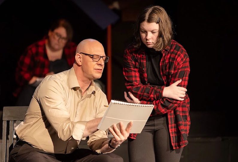THEATER REVIEW: At Ghent Playhouse, a graphic memoir comes vividly ...