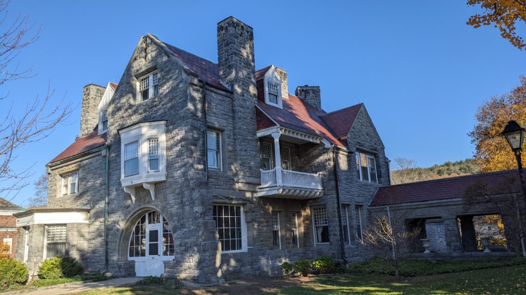Manse restoration project continues at First Congregational Church ...