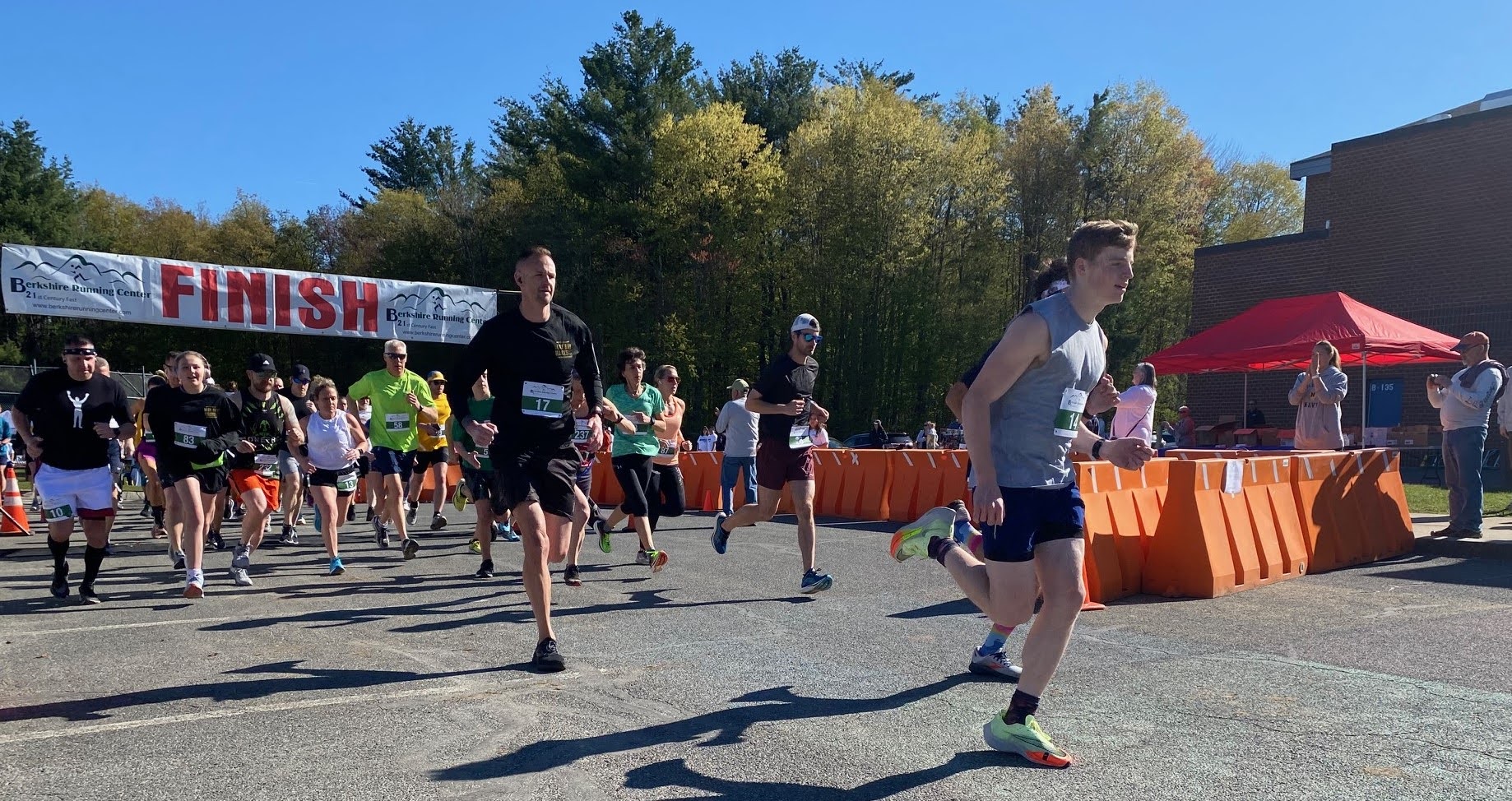 Sunshine and smiles: A memorable May Day Race - The Berkshire Edge