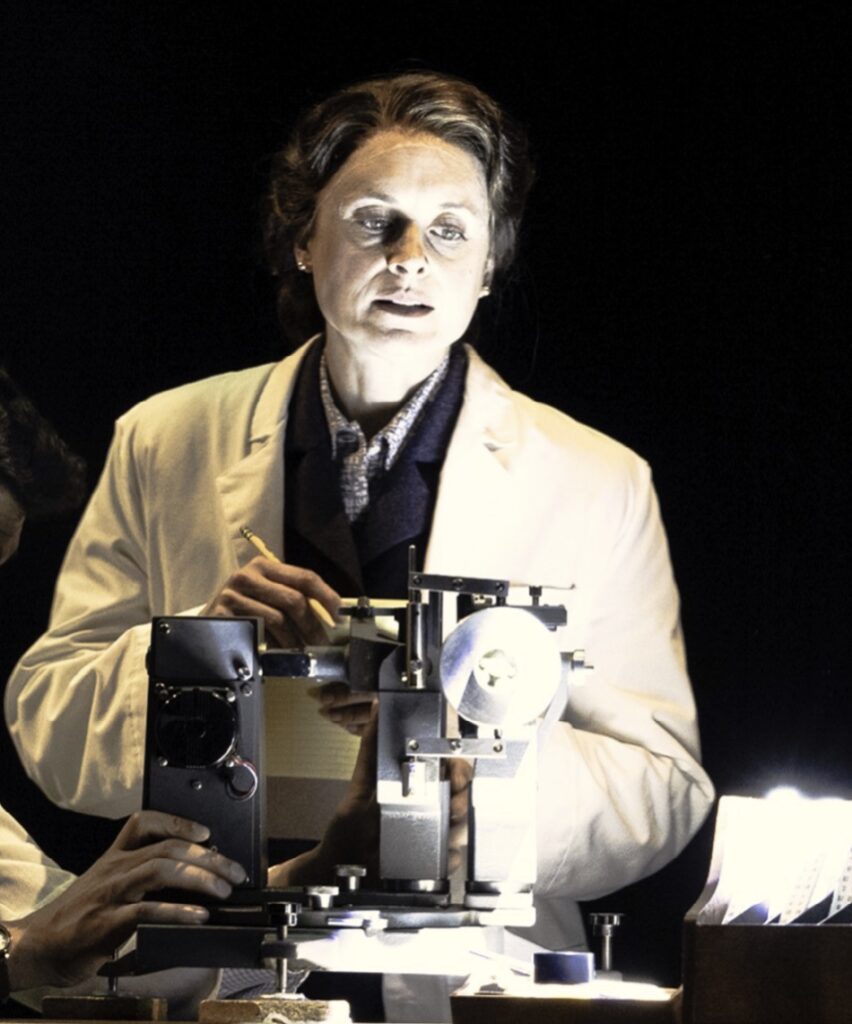 THEATER REVIEW: Berkshire Theatre Group's production of 'Photograph 51 ...