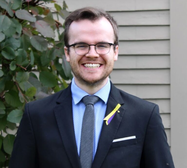 BUSINESS BRIEFS: Close Encounters With Music hires new marketing ...